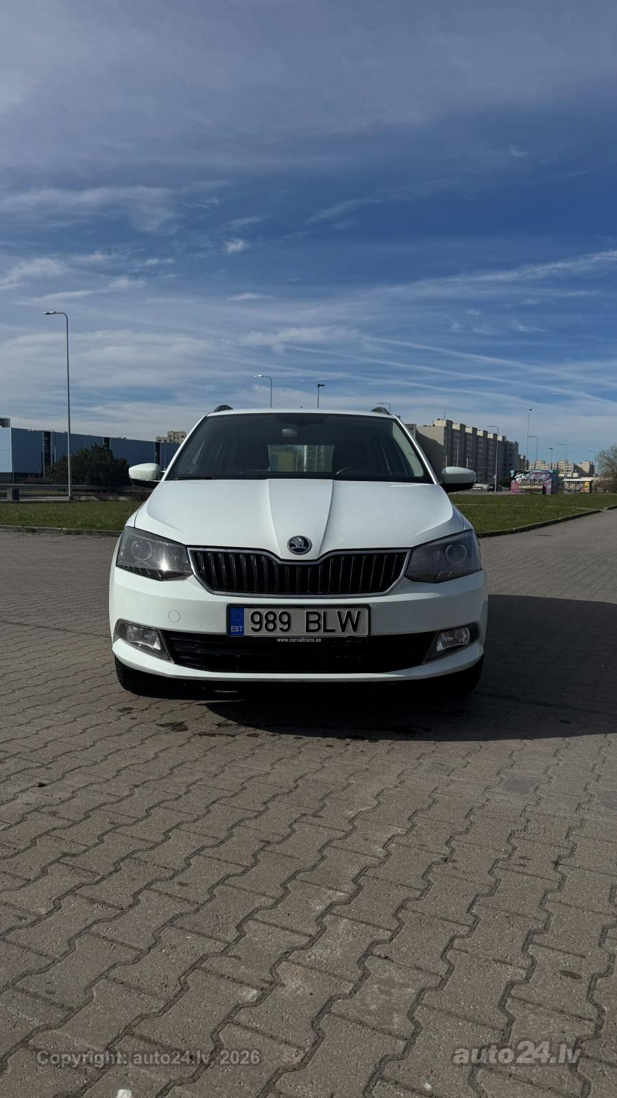 Balts Skoda Fabia 2015 Tallina, ar dzinēja tilpumu 1.40 L un nobraukumu 198 tūkst. km par 6995 €, foto 1 vietnē AUTOMOTO.COM.LV