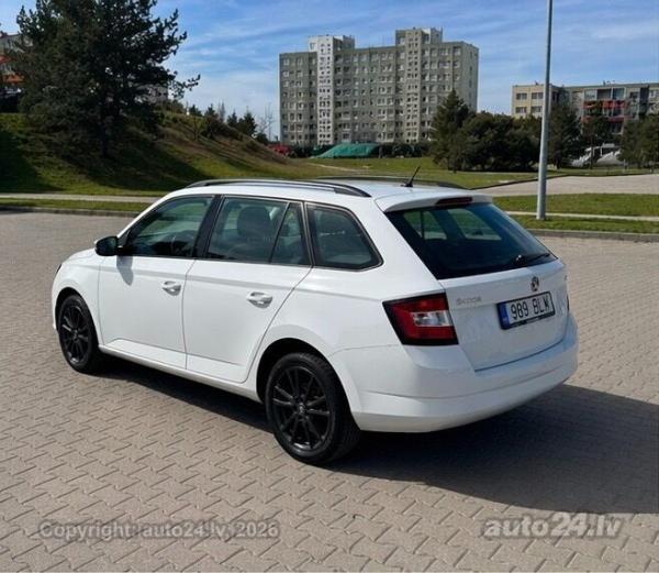 Balts Skoda Fabia 2015 Tallina, ar dzinēja tilpumu 1.40 L un nobraukumu 198 tūkst. km par 6995 €, foto 7 vietnē AUTOMOTO.COM.LV