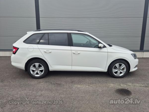 White Skoda Fabia 2015 in Tartu, with an engine capacity of 1.20 L and mileage of 167 thousand km for 5999 €, photo 5 on AUTOMOTO.COM.LV