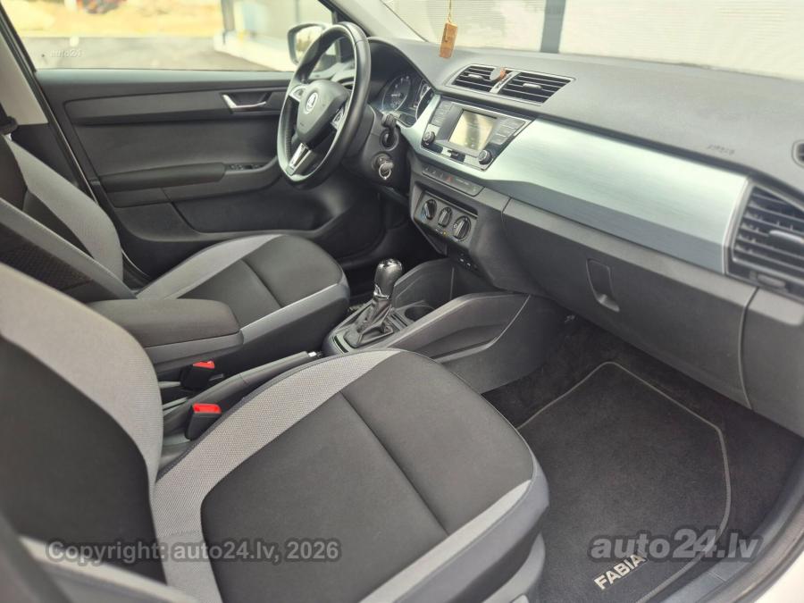 Balts Skoda Fabia 2015 Tartu, ar dzinēja tilpumu 1.20 L un nobraukumu 167 tūkst. km par 5999 €, foto 16 vietnē AUTOMOTO.COM.LV