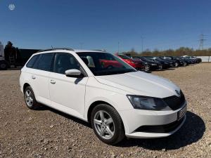 Balts Skoda Fabia 2015 Šauļi, ar dzinēja tilpumu 1.00 L un nobraukumu 218 tūkst. km par 4700 €, foto 3 vietnē AUTOMOTO.COM.LV