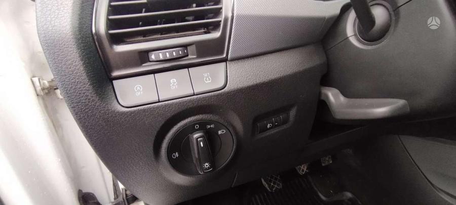 Balts Skoda Fabia 2015 Šauļi, ar dzinēja tilpumu 1.00 L un nobraukumu 218 tūkst. km par 4700 €, foto 7 vietnē AUTOMOTO.COM.LV