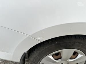 Белый Шкода Фабия 2015 в Вильнюс, объемом двигателя 1.00 л и пробегом 188 тыс. км за 3950 €, фото 10 на AUTOMOTO.COM.LV