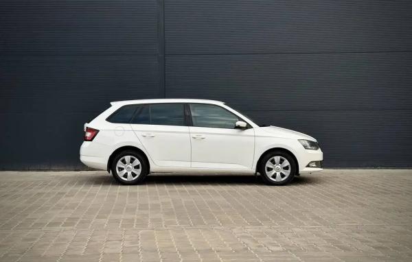 Balts Skoda Fabia 2015 Rīga, ar dzinēja tilpumu 1.20 L un nobraukumu 206 tūkst. km par 6295 €, foto 6 vietnē AUTOMOTO.COM.LV