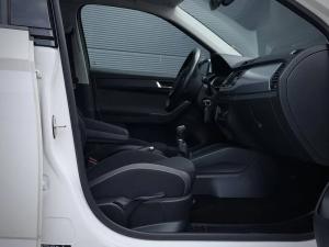 White Skoda Fabia 2015 in Riga, with an engine capacity of 1.20 L and mileage of 206 thousand km for 6295 €, photo 19 on AUTOMOTO.COM.LV