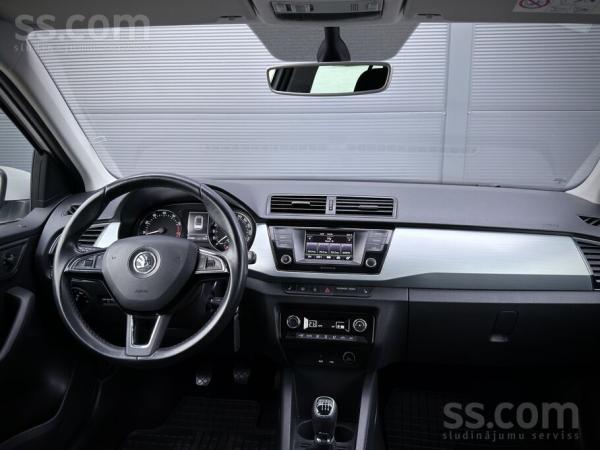 White Skoda Fabia 2015 in Riga, with an engine capacity of 1.20 L and mileage of 206 thousand km for 6295 €, photo 7 on AUTOMOTO.COM.LV