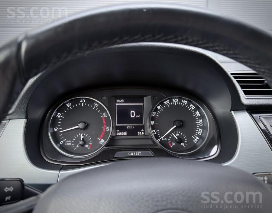 Balts Skoda Fabia 2015 Rīga, ar dzinēja tilpumu 1.20 L un nobraukumu 206 tūkst. km par 6295 €, foto 9 vietnē AUTOMOTO.COM.LV