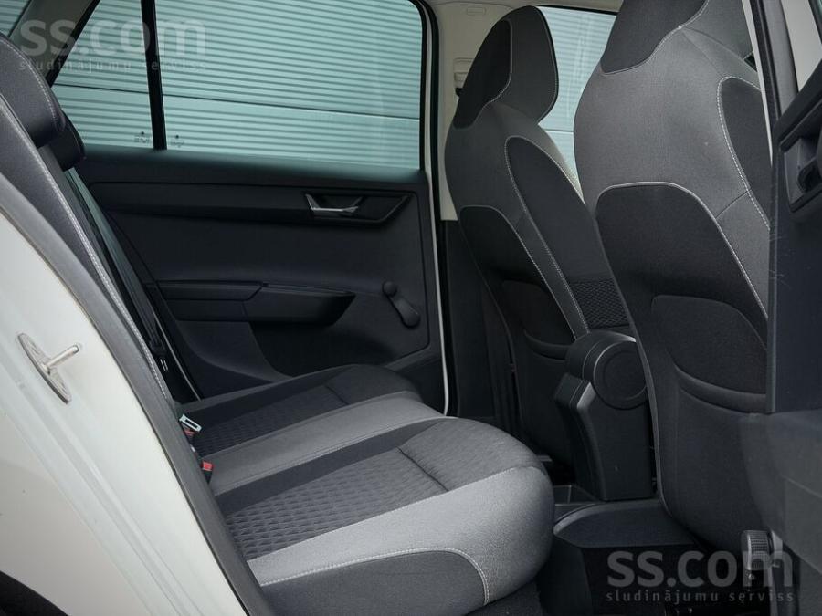 Balts Skoda Fabia 2015 Rīga, ar dzinēja tilpumu 1.20 L un nobraukumu 206 tūkst. km par 6295 €, foto 21 vietnē AUTOMOTO.COM.LV