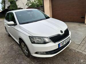Balts Skoda Fabia 2015 Viļņa, ar dzinēja tilpumu 1.00 L un nobraukumu 188 tūkst. km par 3600 €, foto 5 vietnē AUTOMOTO.COM.LV