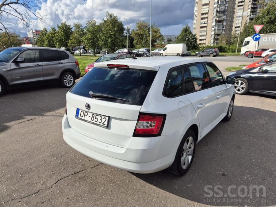 Белый Шкода Фабия 2015 в Рига, объемом двигателя 1.20 л и пробегом 159 тыс. км за 6490 €, фото 7 на AUTOMOTO.COM.LV