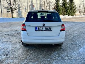 Balts Skoda Fabia 2016 Pērnava, ar dzinēja tilpumu 1.20 L un nobraukumu 242 tūkst. km par 5990 €, foto 6 vietnē AUTOMOTO.COM.LV