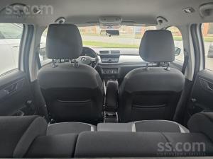 White Skoda Fabia 2017 in Riga, with an engine capacity of 1.40 L and mileage of 230 thousand km for 4200 €, photo 7 on AUTOMOTO.COM.LV