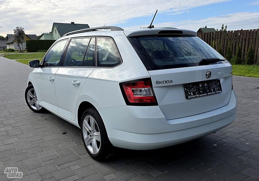Balts Skoda Fabia 2017 Druskininkai, ar dzinēja tilpumu 1.40 L un nobraukumu 189 tūkst. km par 4850 €, foto 5 vietnē AUTOMOTO.COM.LV