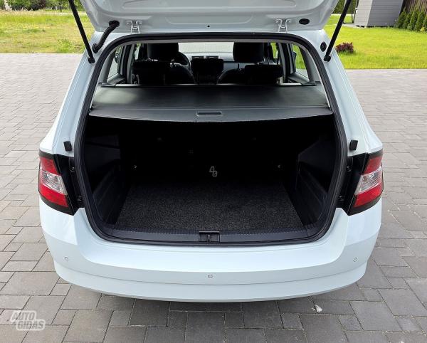 White Skoda Fabia 2017 in Druskininkai, with an engine capacity of 1.40 L and mileage of 189 thousand km for 4850 €, photo 9 on AUTOMOTO.COM.LV