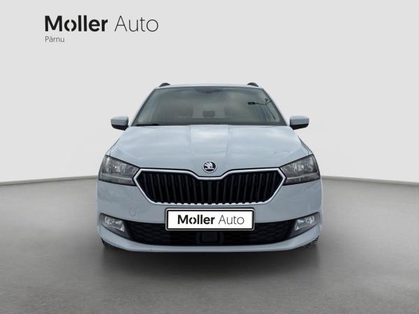 White Skoda Fabia 2019 in Parnu, with an engine capacity of 1.00 L and mileage of 108 thousand km for 10900 €, photo 3 on AUTOMOTO.COM.LV