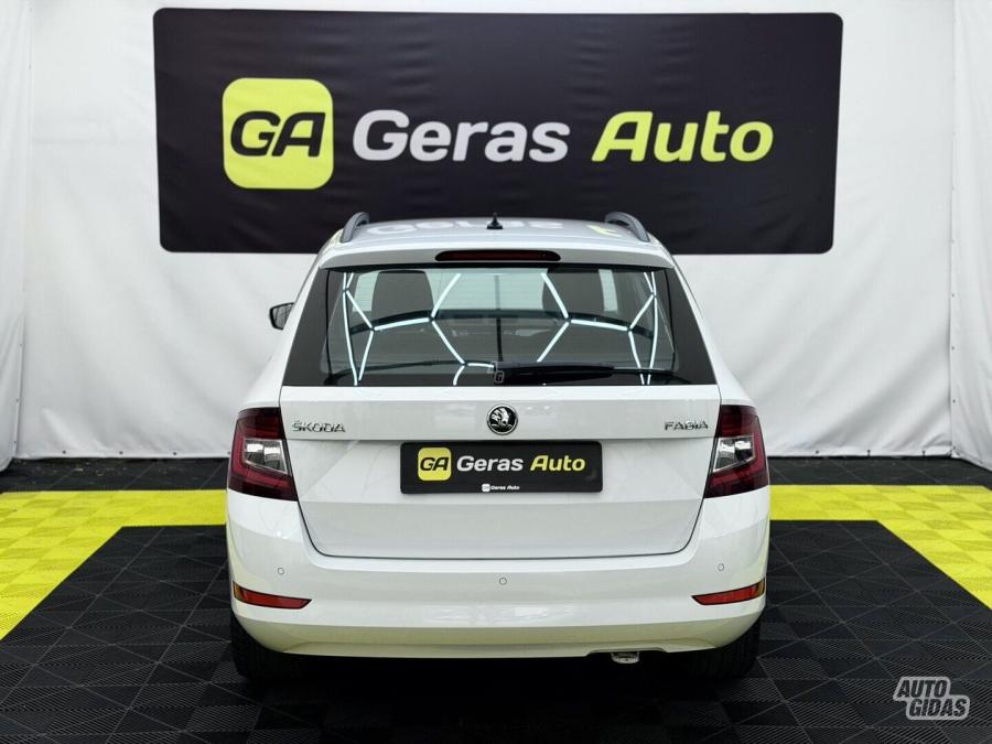 Balts Skoda Fabia 2019 Avižieniai, ar dzinēja tilpumu 1.00 L un nobraukumu 234 tūkst. km par 6200 €, foto 6 vietnē AUTOMOTO.COM.LV