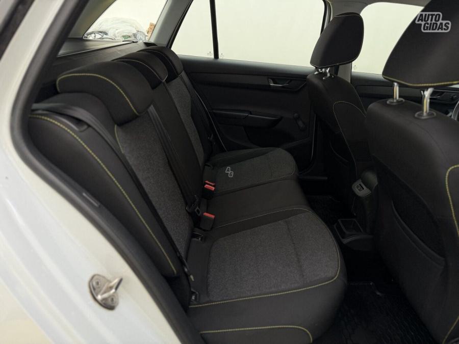 Balts Skoda Fabia 2019 Avižieniai, ar dzinēja tilpumu 1.00 L un nobraukumu 234 tūkst. km par 6200 €, foto 14 vietnē AUTOMOTO.COM.LV