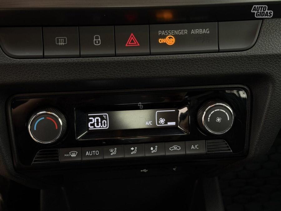 Balts Skoda Fabia 2019 Avižieniai, ar dzinēja tilpumu 1.00 L un nobraukumu 234 tūkst. km par 6200 €, foto 20 vietnē AUTOMOTO.COM.LV