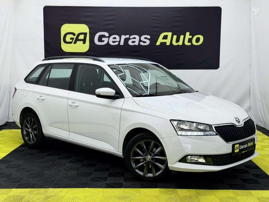 White Skoda Fabia 2019 in Vilnius, with an engine capacity of 1.00 L and mileage of 234 thousand km for 5300 €, photo 4 on AUTOMOTO.COM.LV