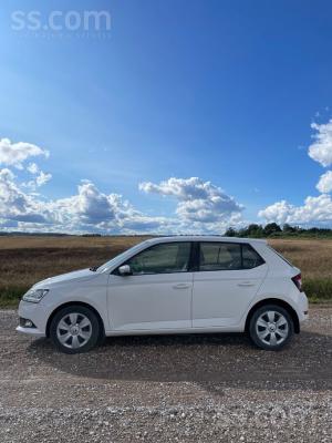 Balts Skoda Fabia 2019 Dobele, ar dzinēja tilpumu 1.00 L un nobraukumu 113 tūkst. km par 8000 €, foto  vietnē AUTOMOTO.COM.LV