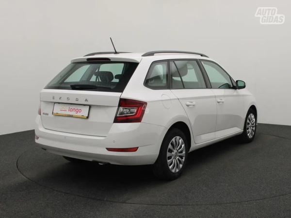 Balts Skoda Fabia 2021 Viļņa, ar dzinēja tilpumu 1.00 L un nobraukumu 180 tūkst. km par 8999 €, foto 8 vietnē AUTOMOTO.COM.LV