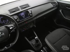 Белый Шкода Фабия 2021 в Вильнюс, объемом двигателя 1.00 л и пробегом 180 тыс. км за 8999 €, фото 22 на AUTOMOTO.COM.LV