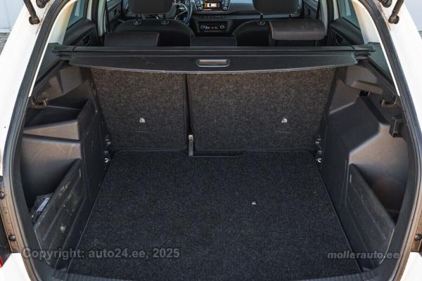 White Skoda Fabia 2022 in Ventspils, with an engine capacity of 1.00 L and mileage of 86 thousand km for 11990 €, photo 11 on AUTOMOTO.COM.LV
