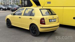 Yellow Skoda Fabia 2003 in Riga, with an engine capacity of 1.20 L and mileage of 201 thousand km for 1100 €, photo 3 on AUTOMOTO.COM.LV