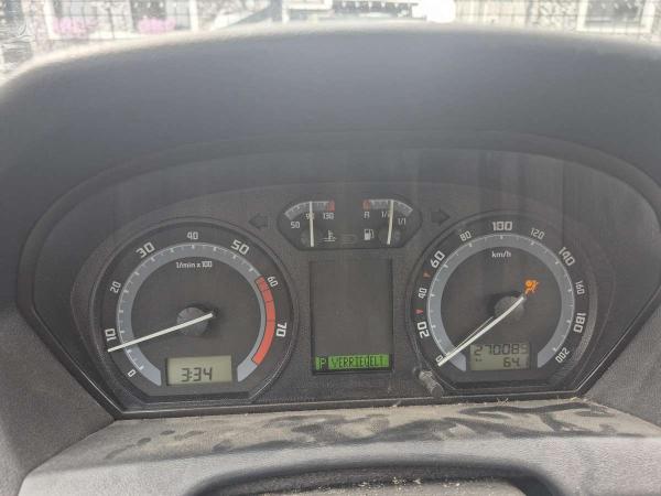 Yellow Skoda Fabia 2004 in Kaunas, with an engine capacity of 1.39 L and mileage of 270 thousand km for 499 €, photo 9 on AUTOMOTO.COM.LV