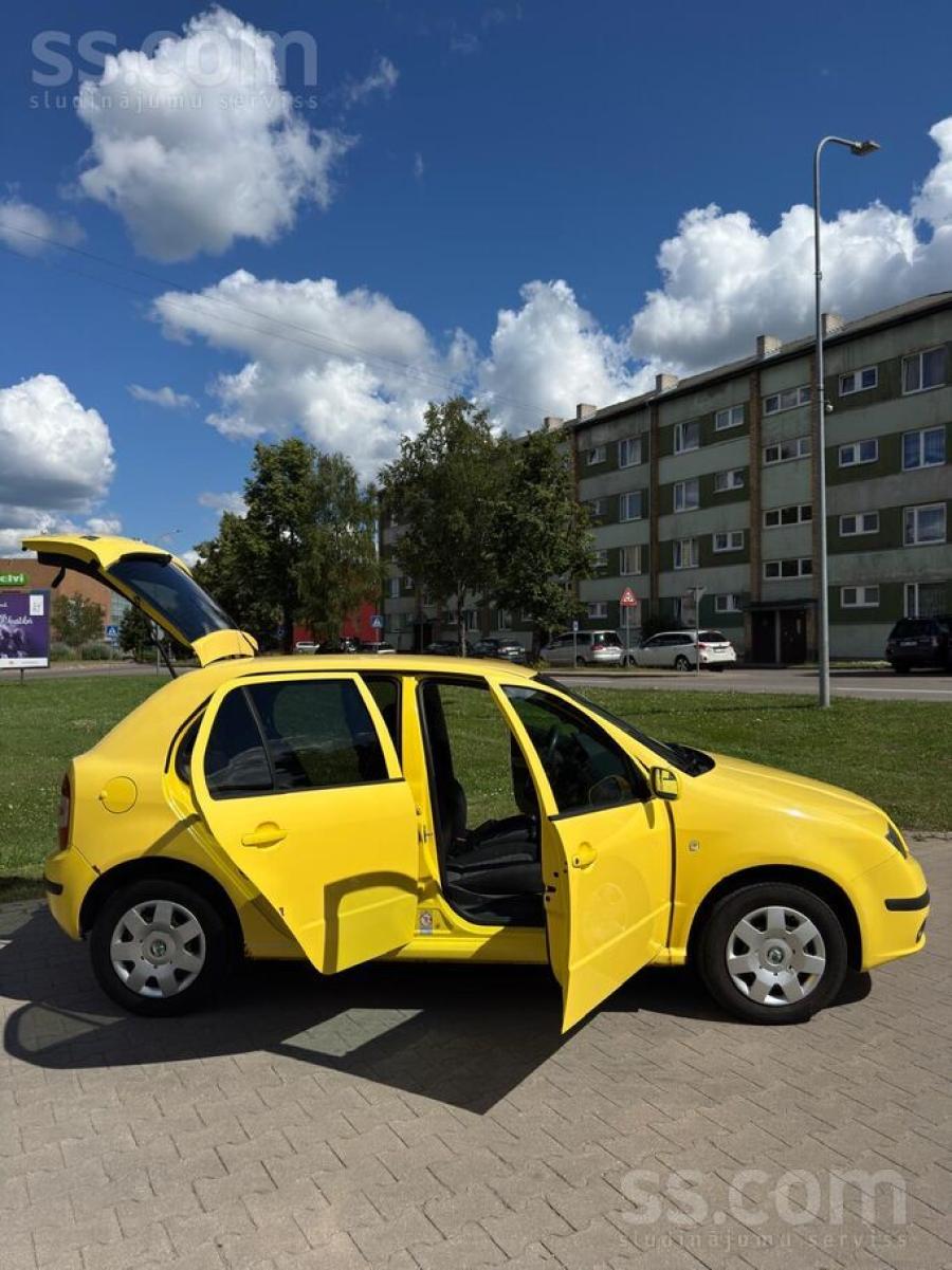 Желтый Шкода Фабия 2006 в Тукумс, объемом двигателя 1.20 л и пробегом 219 тыс. км за 700 €, фото 8 на AUTOMOTO.COM.LV