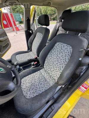 Dzeltens Skoda Fabia 2006 Tukums, ar dzinēja tilpumu 1.20 L un nobraukumu 219 tūkst. km par 500 €, foto 7 vietnē AUTOMOTO.COM.LV