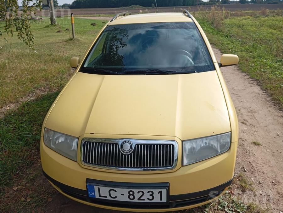 Желтый Шкода Фабия 2003 в Елгава, объемом двигателя 1.40 л и пробегом 234 тыс. км за 900 €, фото 6 на AUTOMOTO.COM.LV