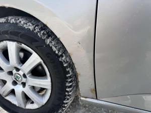 Yellow Skoda Fabia 2015 in Kaunas, with an engine capacity of 1.40 L and mileage of 140 thousand km for 4400 €, photo 12 on AUTOMOTO.COM.LV