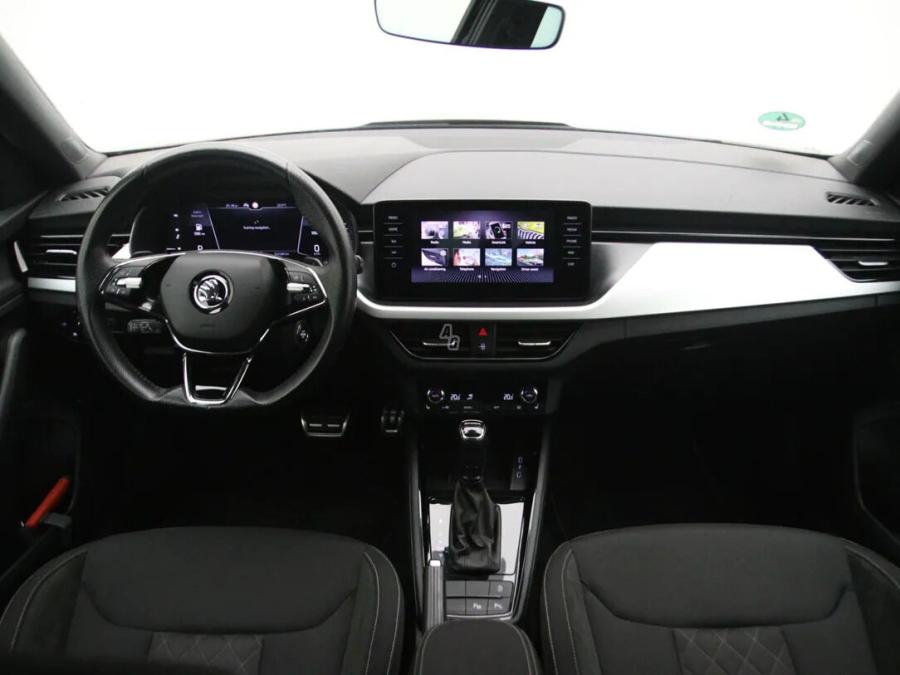 Black Skoda KAMIQ 2021 in Vilnius, with an engine capacity of 1.00 L and mileage of 163 thousand km for 14899 €, photo 3 on AUTOMOTO.COM.LV