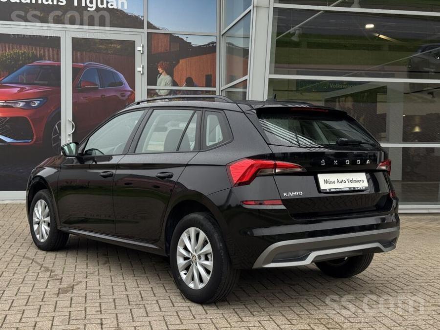 Melns Skoda KAMIQ 2021 Valmiera, ar dzinēja tilpumu 1.60 L un nobraukumu 113 tūkst. km par 15900 €, foto 5 vietnē AUTOMOTO.COM.LV
