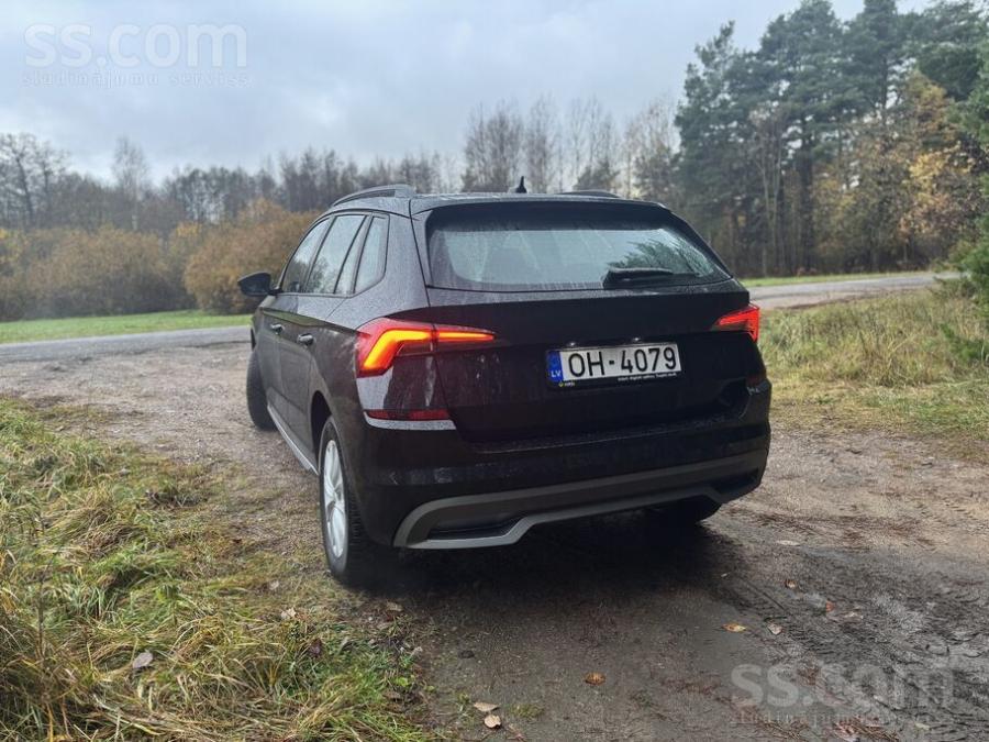Black Skoda KAMIQ 2021 in Ventspils, with an engine capacity of 1.00 L and mileage of 210 thousand km for 13250 €, photo 6 on AUTOMOTO.COM.LV