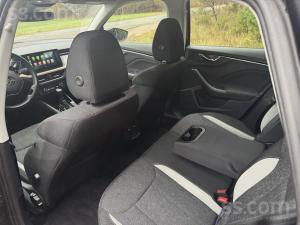 Black Skoda KAMIQ 2021 in Ventspils, with an engine capacity of 1.00 L and mileage of 210 thousand km for 13250 €, photo 15 on AUTOMOTO.COM.LV