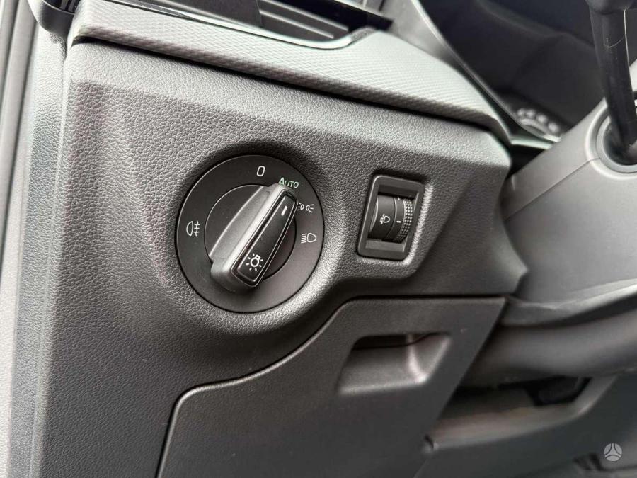 Black Skoda KAMIQ 2021 in Vilnius, with an engine capacity of 1.00 L and mileage of 227 thousand km for 9999 €, photo 22 on AUTOMOTO.COM.LV