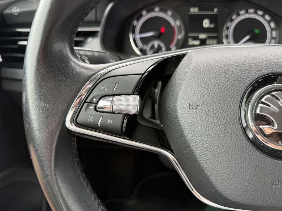 Black Skoda KAMIQ 2021 in Vilnius, with an engine capacity of 1.00 L and mileage of 227 thousand km for 9999 €, photo 25 on AUTOMOTO.COM.LV