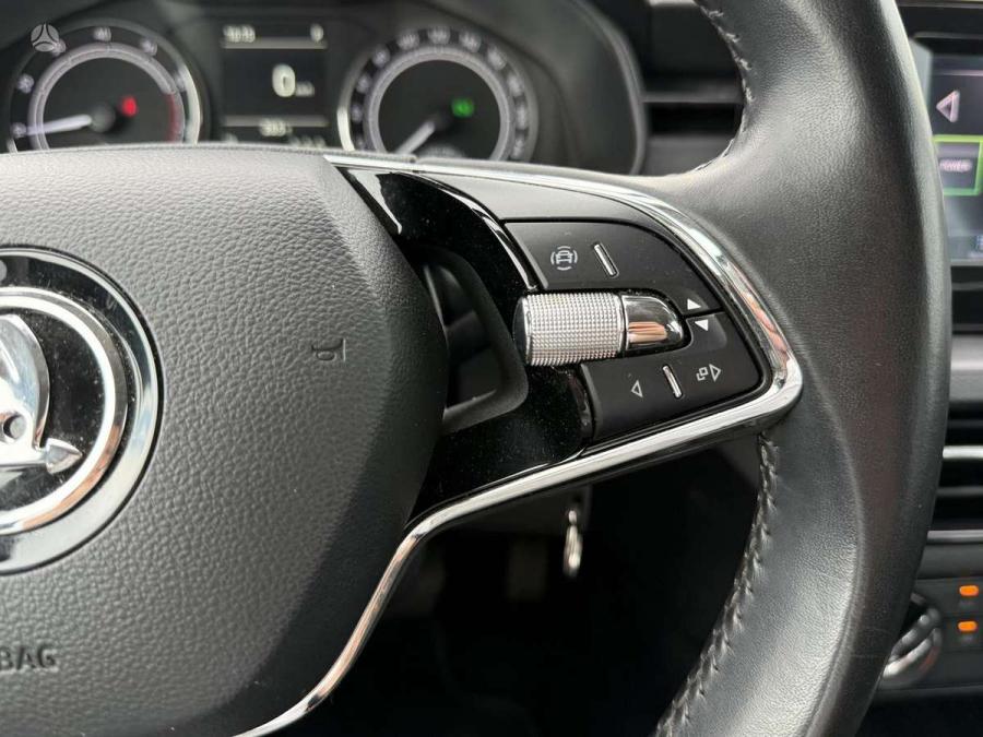 Black Skoda KAMIQ 2021 in Vilnius, with an engine capacity of 1.00 L and mileage of 227 thousand km for 9999 €, photo 26 on AUTOMOTO.COM.LV