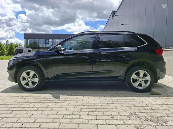 Melns Skoda KAMIQ 2022 Viļņa, ar dzinēja tilpumu 1.00 L un nobraukumu 152 tūkst. km par 13700 €, foto 6 vietnē AUTOMOTO.COM.LV