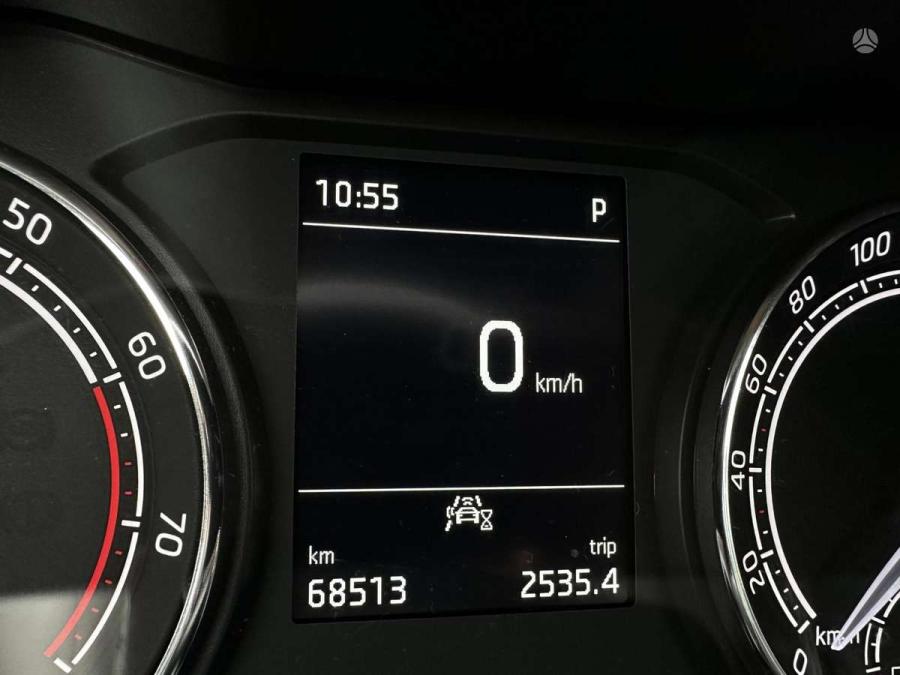 Black Skoda KAMIQ 2023 in Vilnius, with an engine capacity of 1.00 L and mileage of 69 thousand km for 16500 €, photo 10 on AUTOMOTO.COM.LV