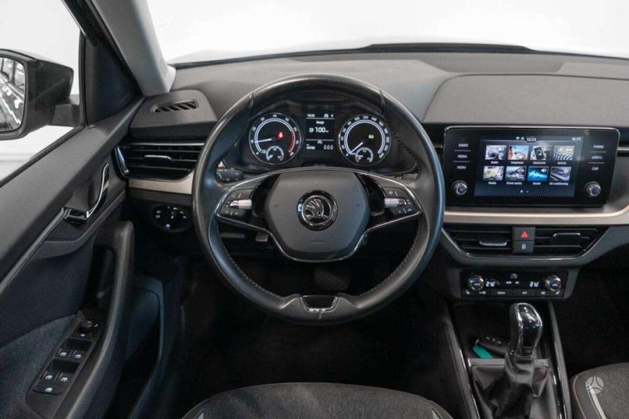 Black Skoda KAMIQ 2023 in Vilnius, with an engine capacity of 1.00 L and mileage of 67 thousand km for 17200 €, photo 10 on AUTOMOTO.COM.LV