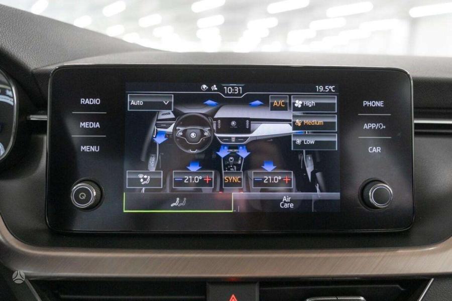 Black Skoda KAMIQ 2023 in Vilnius, with an engine capacity of 1.00 L and mileage of 67 thousand km for 17200 €, photo 14 on AUTOMOTO.COM.LV