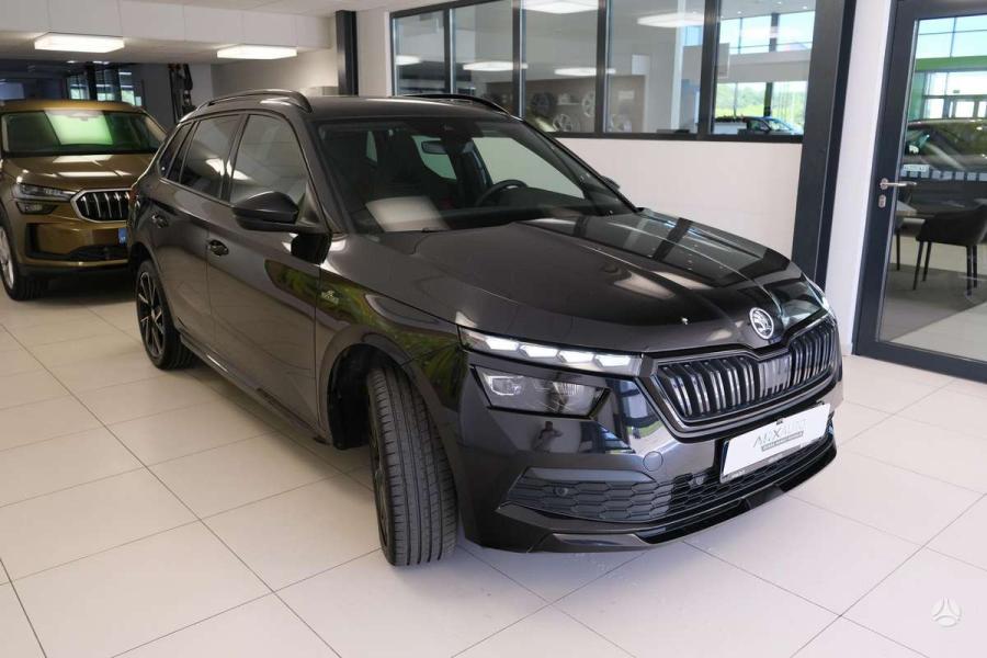 Black Skoda KAMIQ 2024 in Vilnius, with an engine capacity of 1.50 L and mileage of 57 thousand km for 23700 €, photo 4 on AUTOMOTO.COM.LV