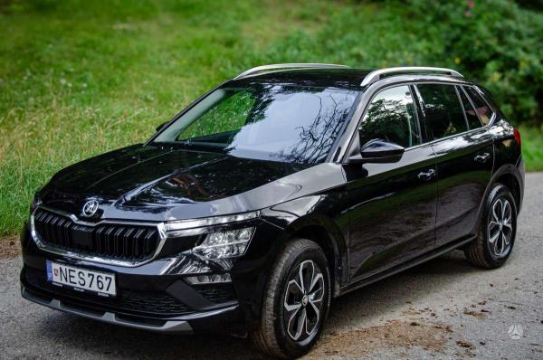 Melns Skoda KAMIQ 2024 Viļņa, ar dzinēja tilpumu 1.00 L un nobraukumu 20 tūkst. km par 19850 €, foto 2 vietnē AUTOMOTO.COM.LV