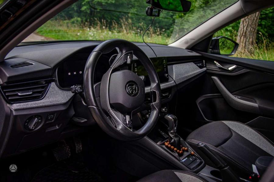 Melns Skoda KAMIQ 2024 Viļņa, ar dzinēja tilpumu 1.00 L un nobraukumu 20 tūkst. km par 19850 €, foto 6 vietnē AUTOMOTO.COM.LV
