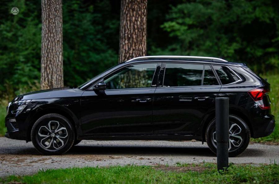 Melns Skoda KAMIQ 2024 Viļņa, ar dzinēja tilpumu 1.00 L un nobraukumu 20 tūkst. km par 19850 €, foto 14 vietnē AUTOMOTO.COM.LV