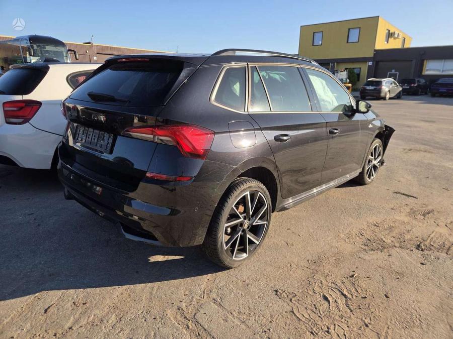 Melns Skoda KAMIQ 2024 Šauļi, ar dzinēja tilpumu 1.00 L un nobraukumu 22 tūkst. km par 6900 €, foto 3 vietnē AUTOMOTO.COM.LV