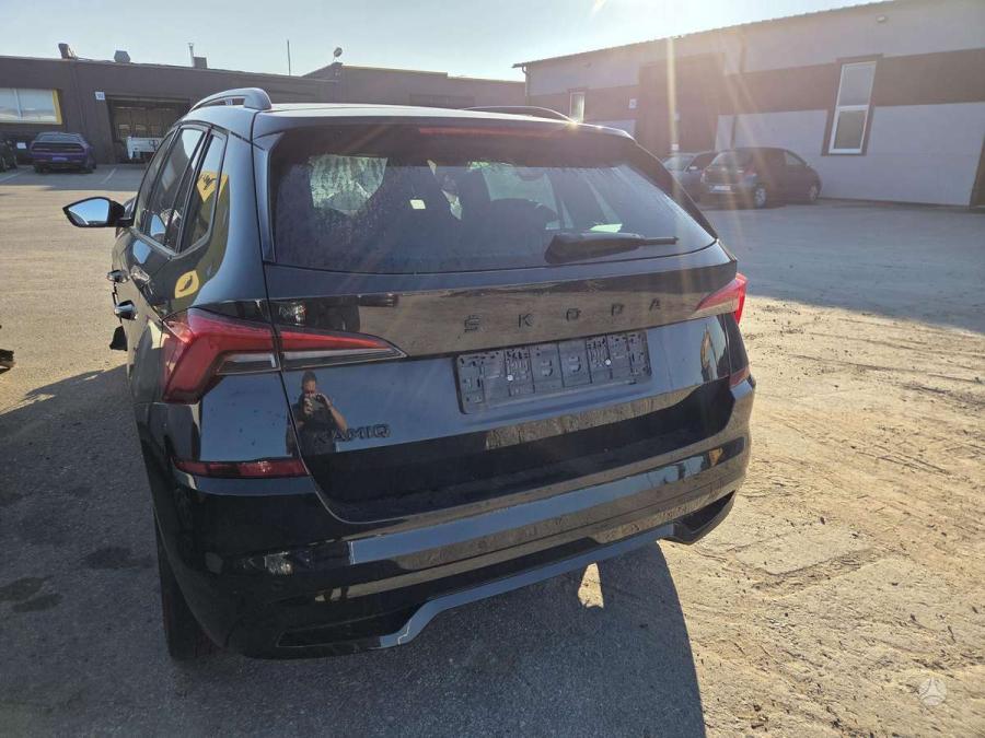 Melns Skoda KAMIQ 2024 Šauļi, ar dzinēja tilpumu 1.00 L un nobraukumu 22 tūkst. km par 6900 €, foto 7 vietnē AUTOMOTO.COM.LV